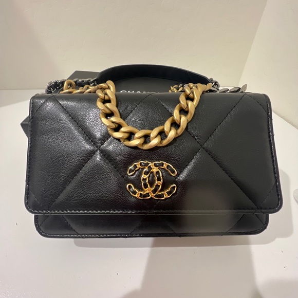 CHANEL | Bags | Chanel Woc 9 | Poshmark